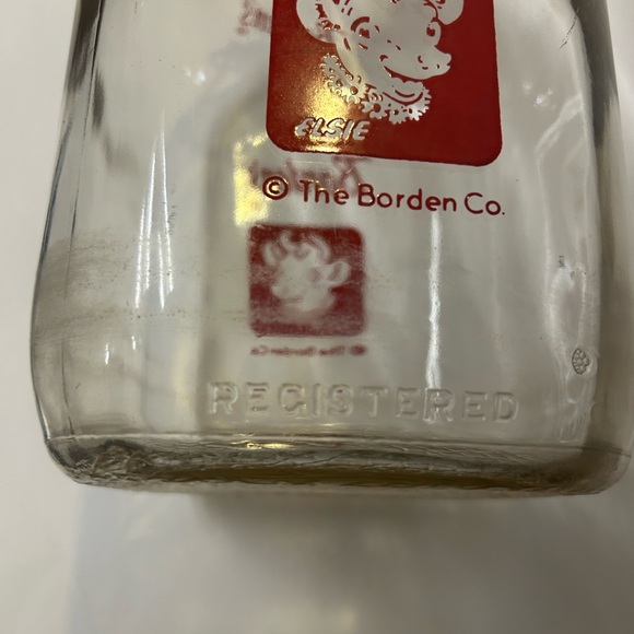Accents | Vintage Borden 1 Gallon Glass Milk Bottle Elsie Cow Red Label Wire Metal Handle | Poshmark